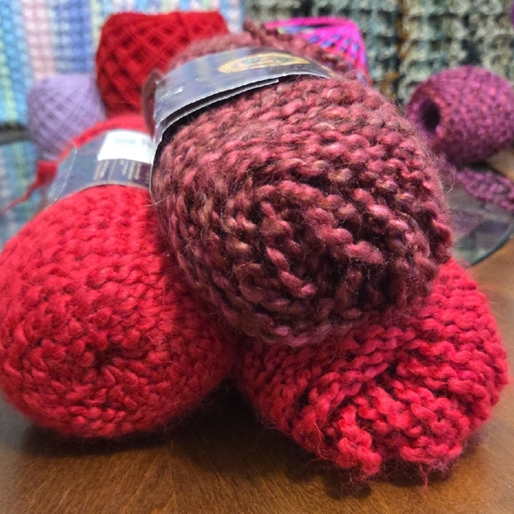 Homespun | Art | Homespun Red And Pink Yarn Bundle | Poshmark